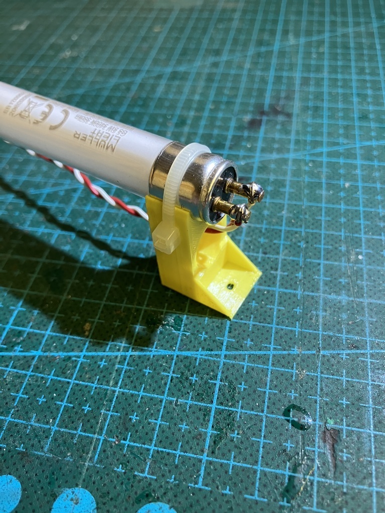 Free 3D file Neon light socket stand G5 standard 🔌・3D print design to ...