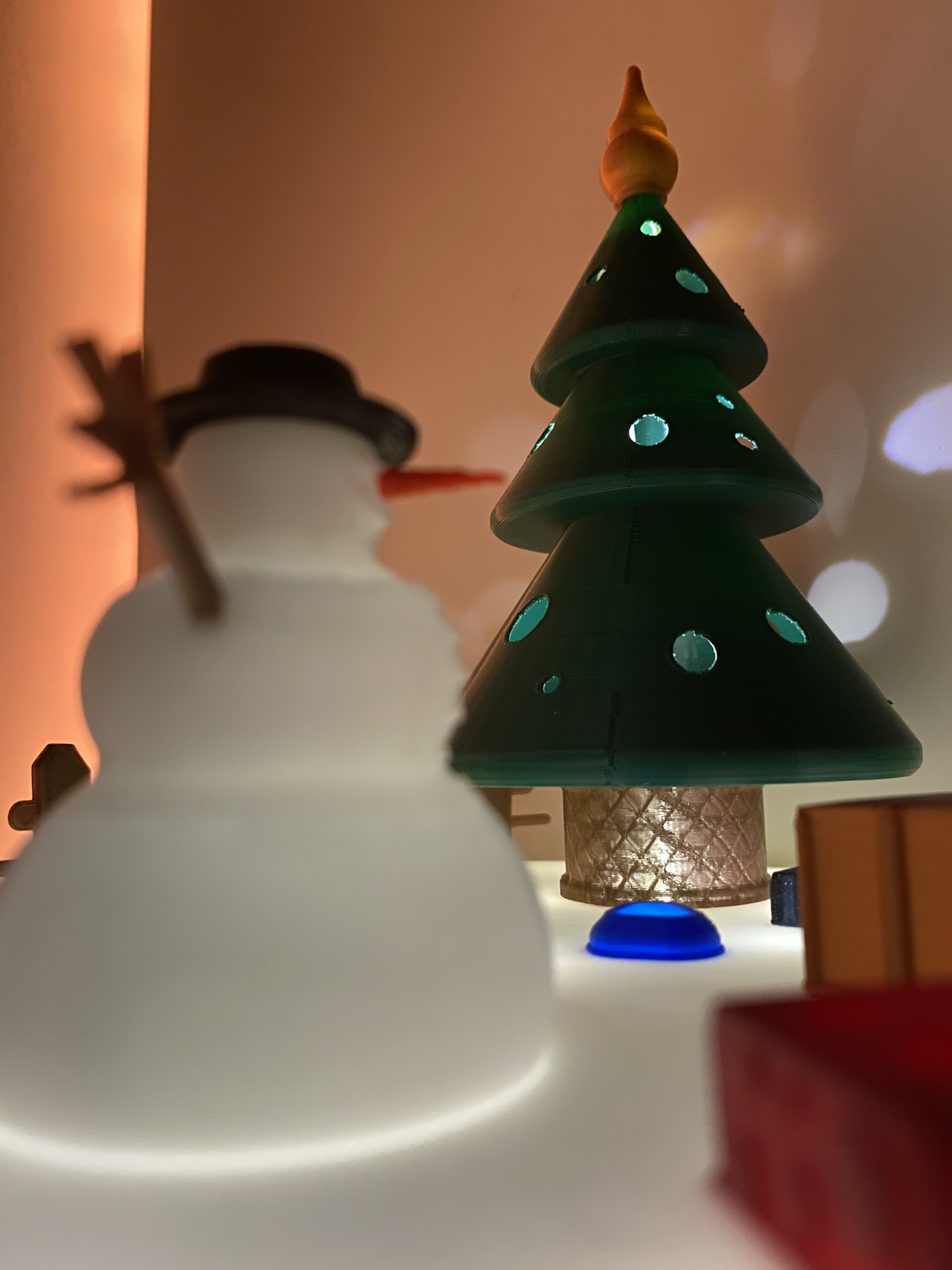 3D file Christmas Night Lamp 🎄・Template to download and 3D print・Cults