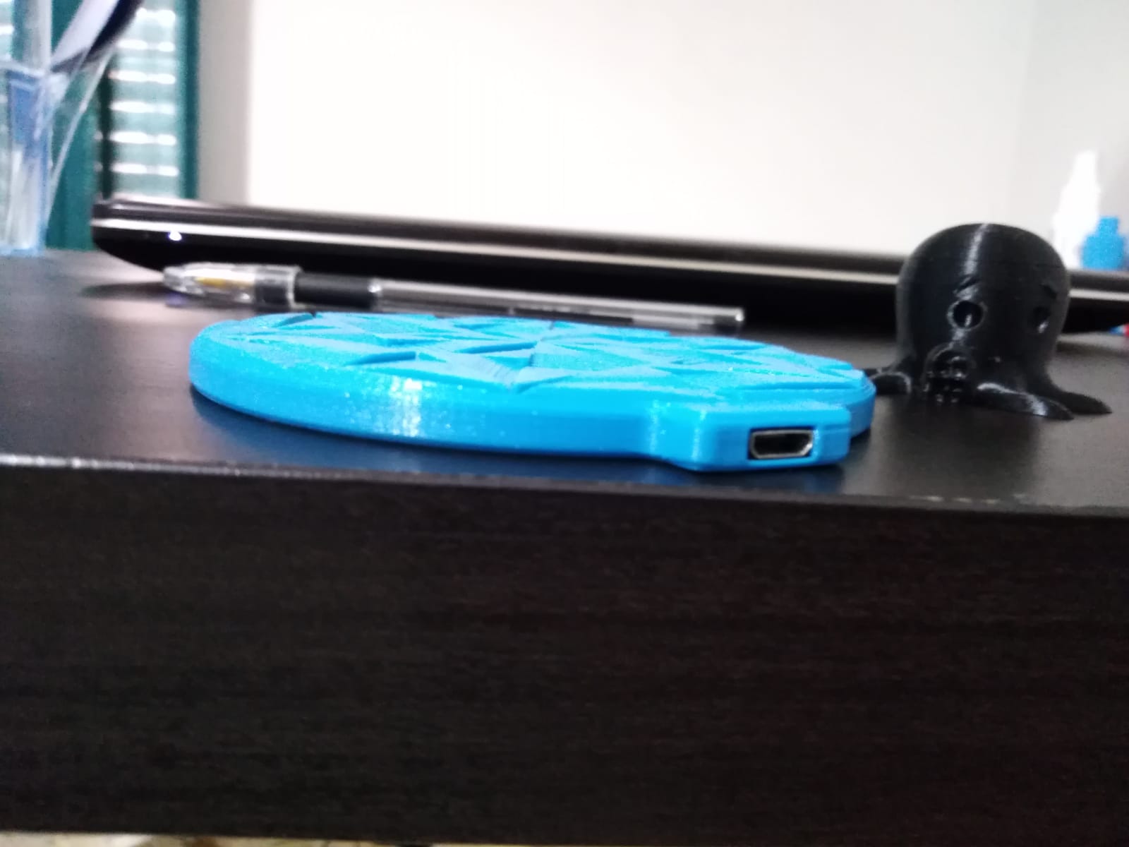 STL file QI WIRELESS CHARGER "style 1"・3D print design to download・Cults