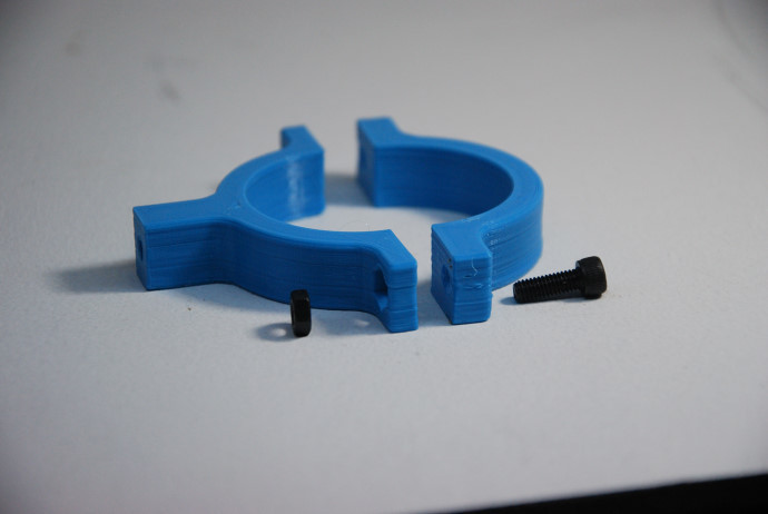 Free STL file Pipe clamp 🗜️・Model to download and 3D print・Cults