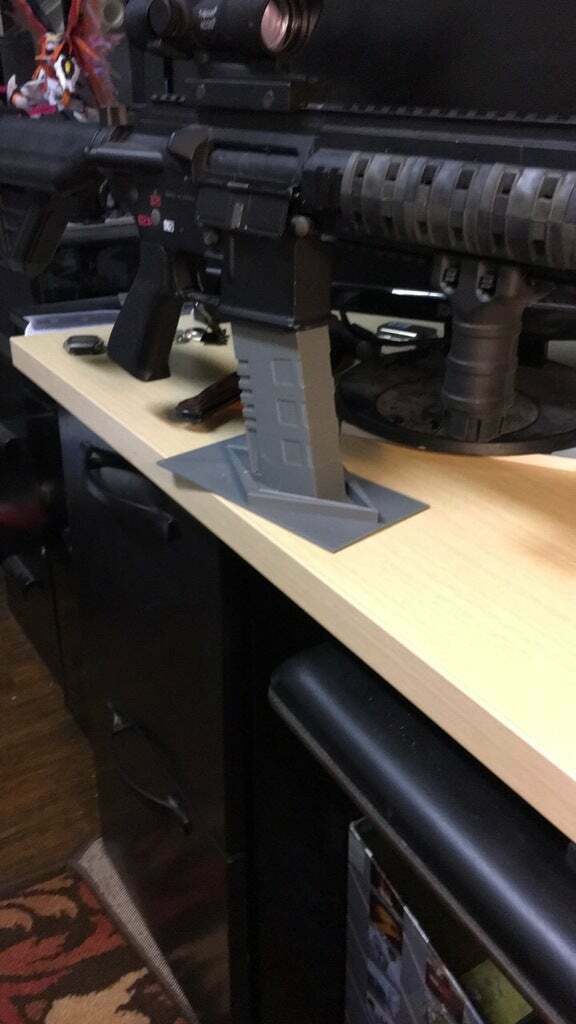 Free STL file AR15 Mag stand 🔫・3D printer design to download・Cults