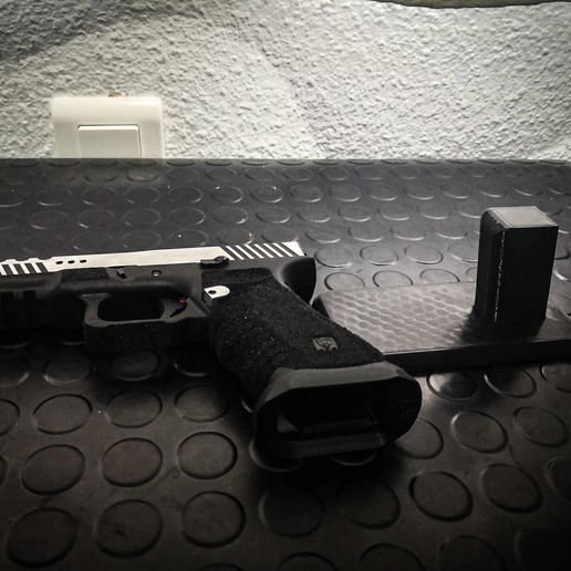 Download STL file Glock gun shelf • 3D print model ・ Cults