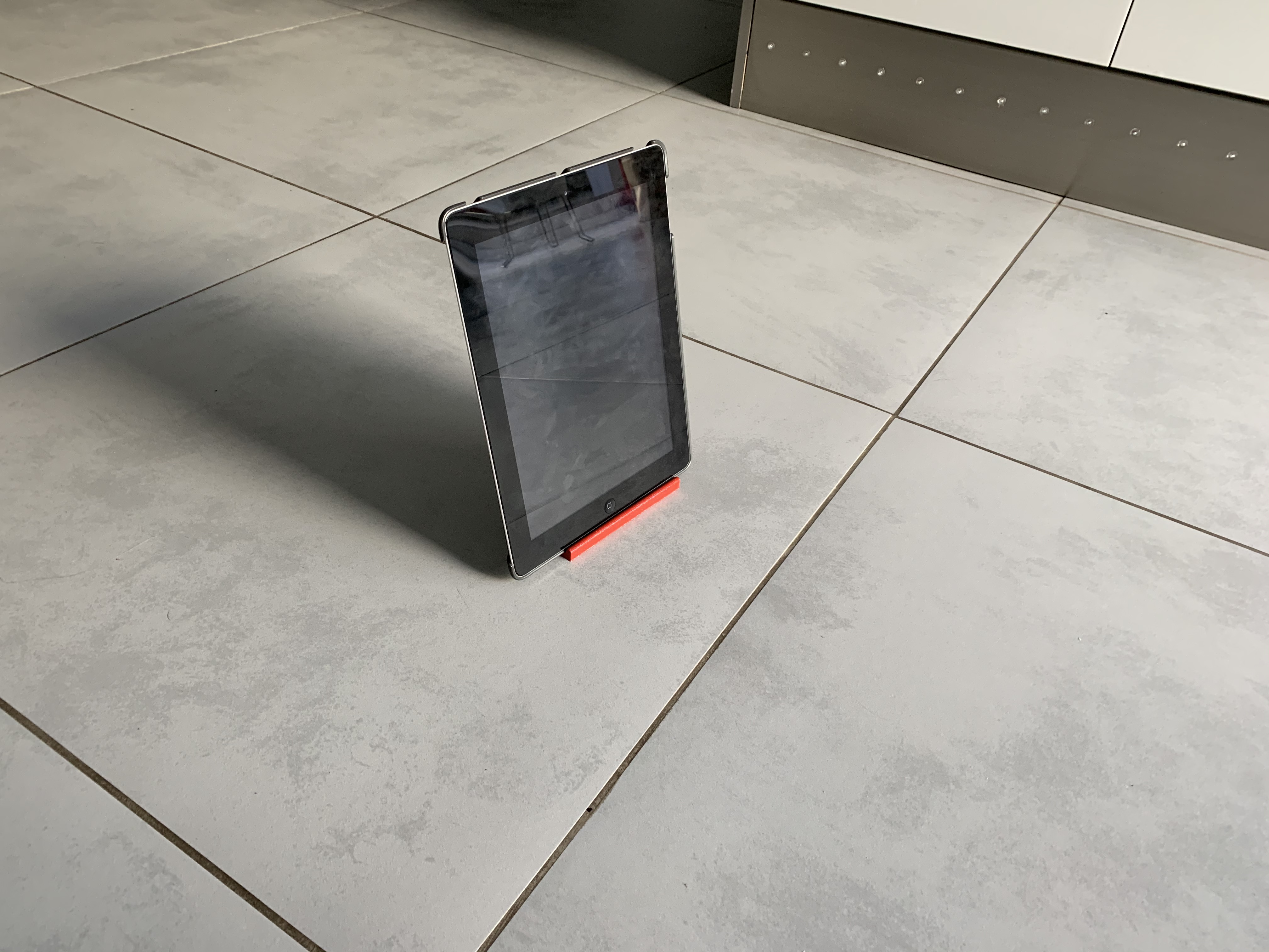 Free STL file TELEPHONE HOLDER OR SNOW QUEEN TABLET 📞・3D print design ...