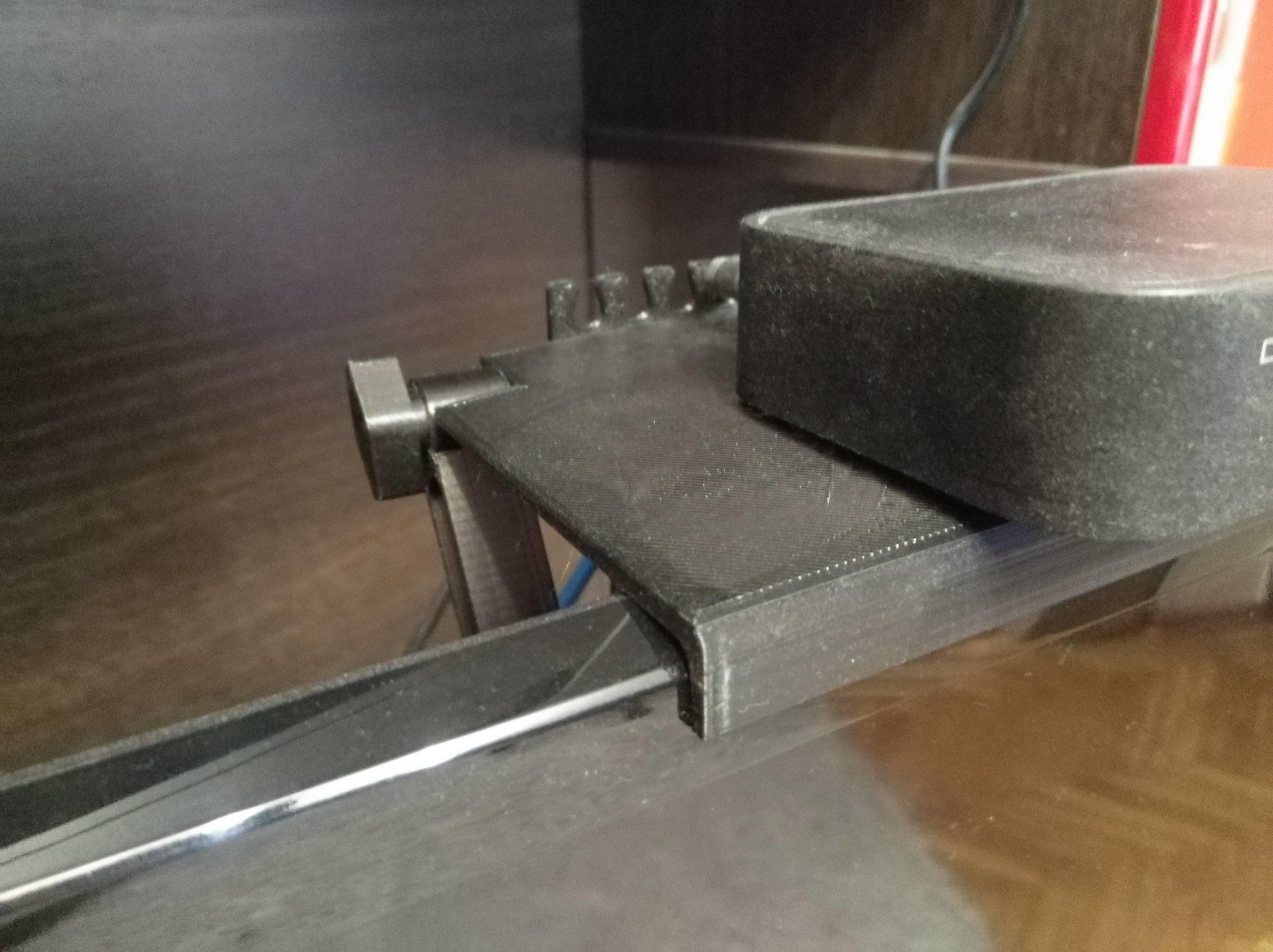 STL file Shelf on TV (for TVbox)・3D printing template to download・Cults