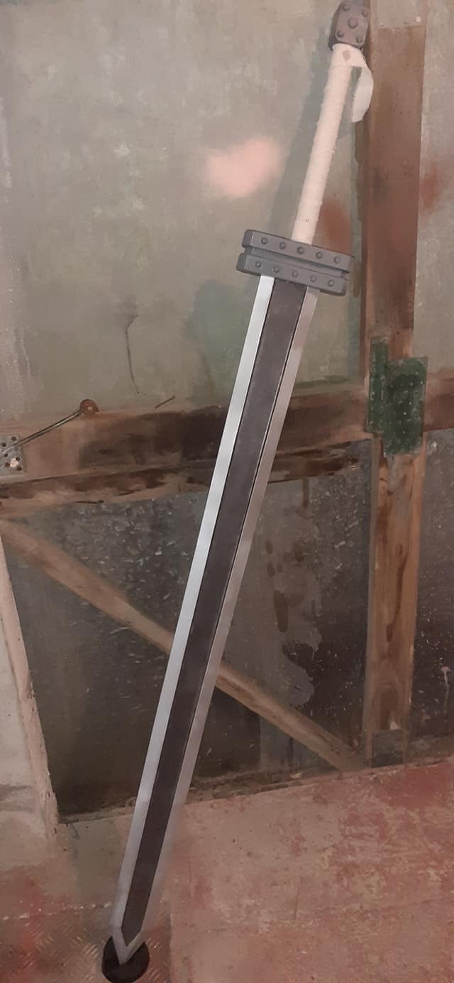 3D file Raider Sword - Berserk・3D printable model to download・Cults