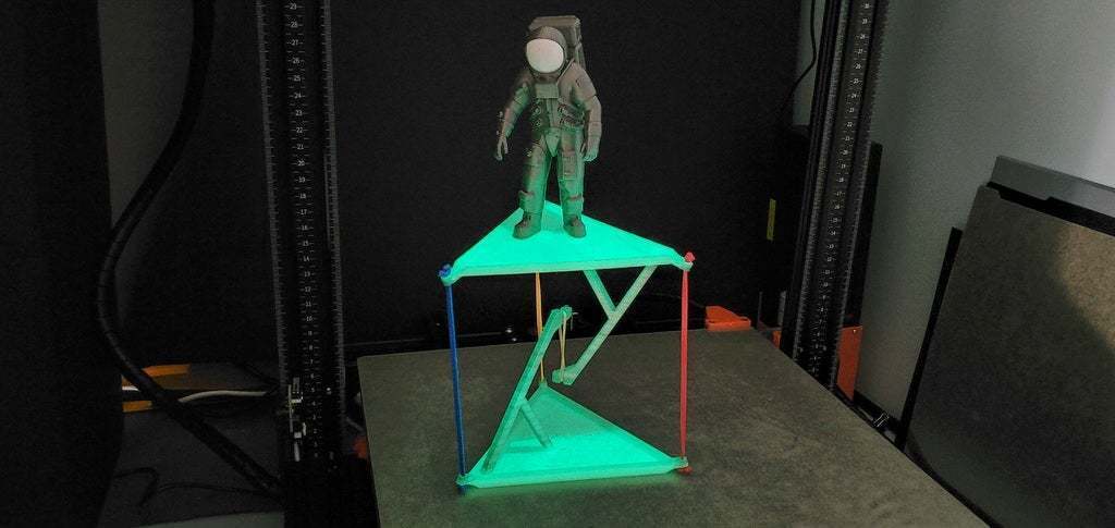 Free STL file Impossible Table - no supports rubber band・Object to ...