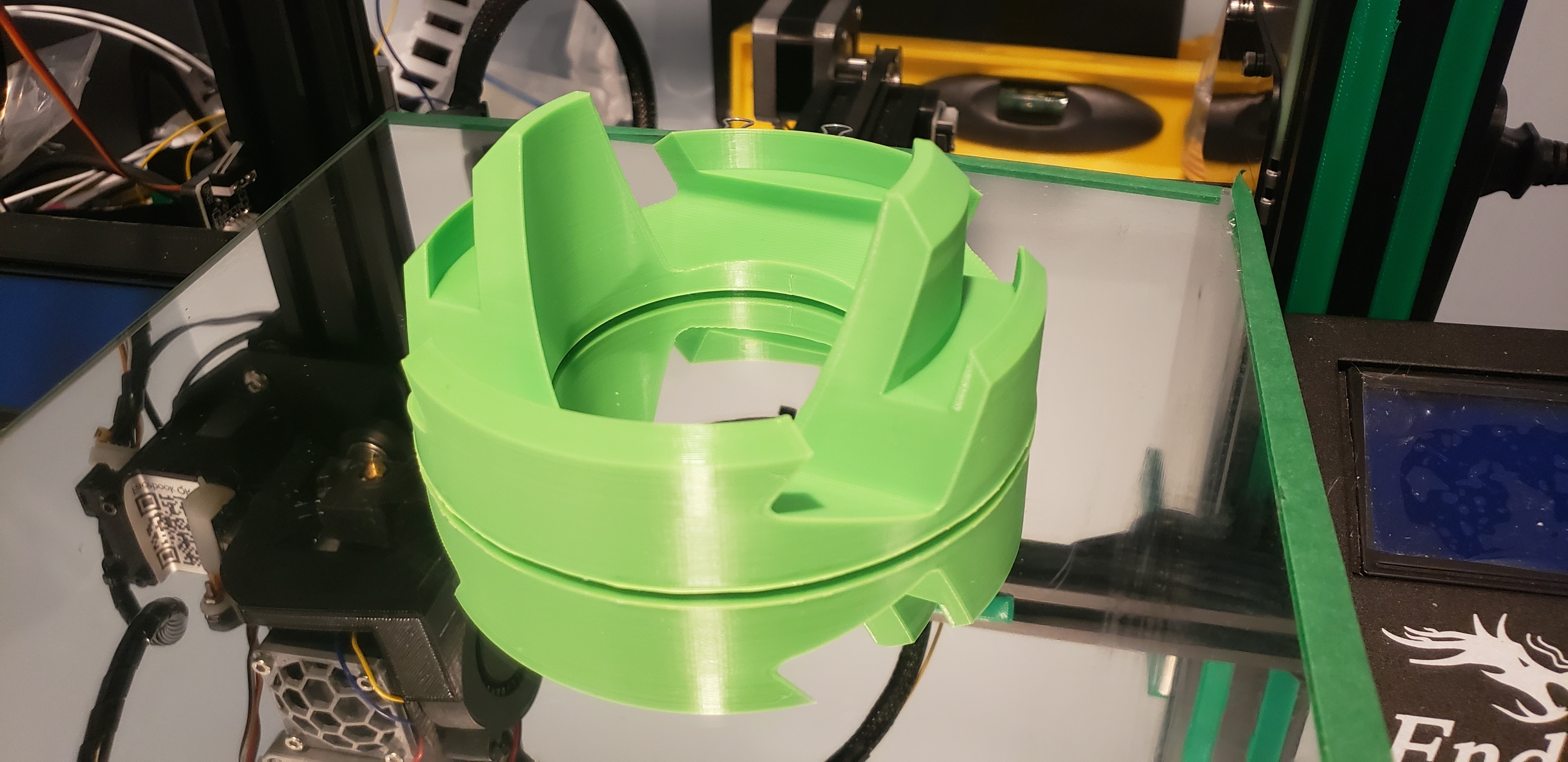 Free STL file iPad mount [rugged case]・Model to download and 3D print・Cults