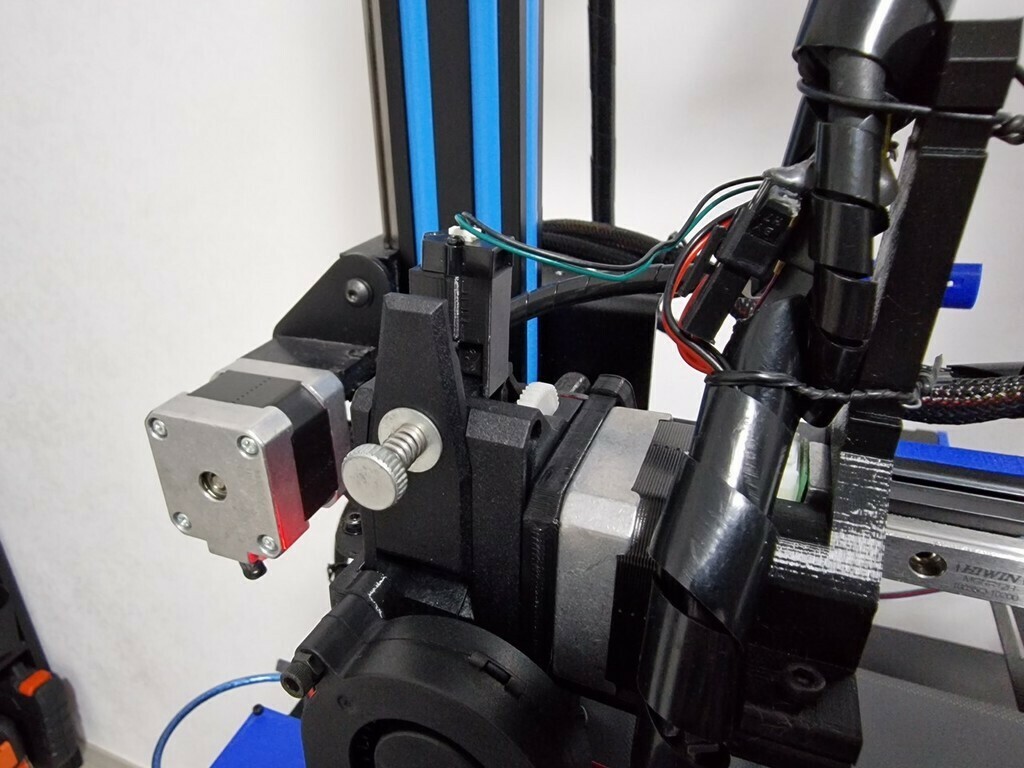 Free 3D file Geeetech Filament Runout Sensor housing for BMG Direct ...