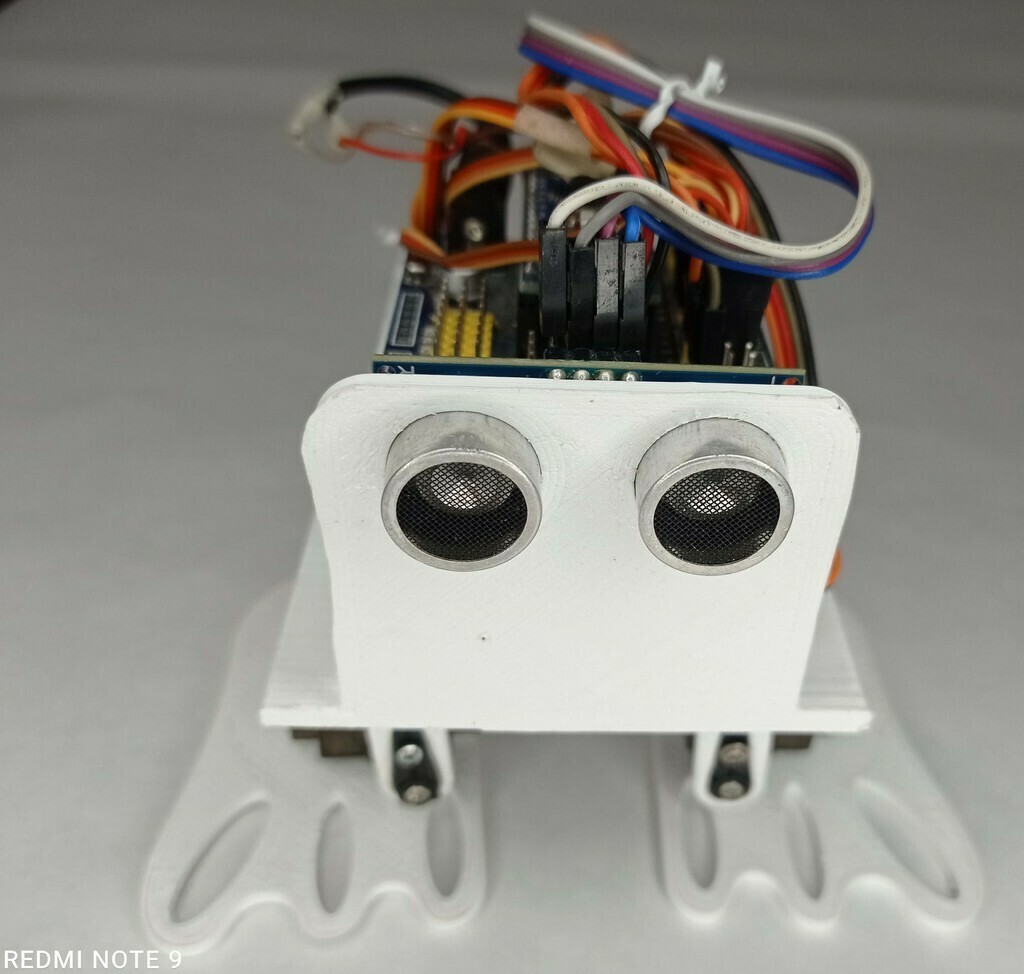 Archivo 3D gratis Robot Blink・Objeto imprimible en 3D para descargar・Cults