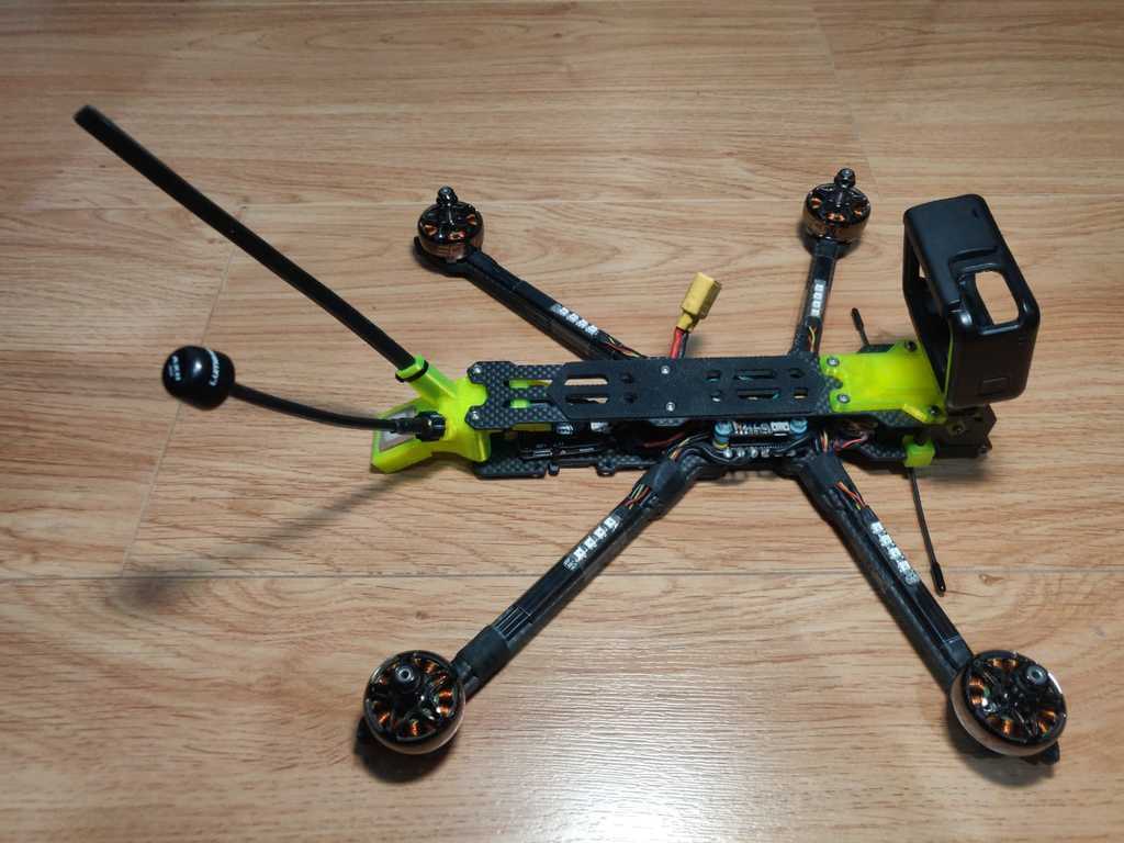 Archivo 3D gratis Soporte GoPro iFlight Chimera7・Modelo para descargar ...