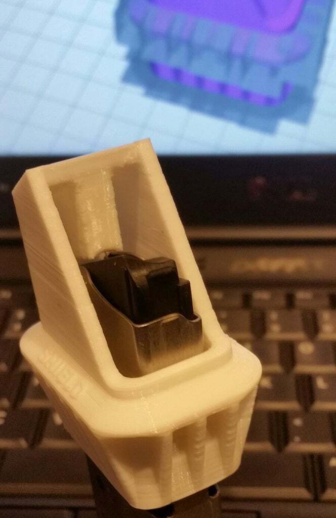Free STL file M&P Shield 9mm / .40 S&W Magazine Loader 🛡️・3D print ...
