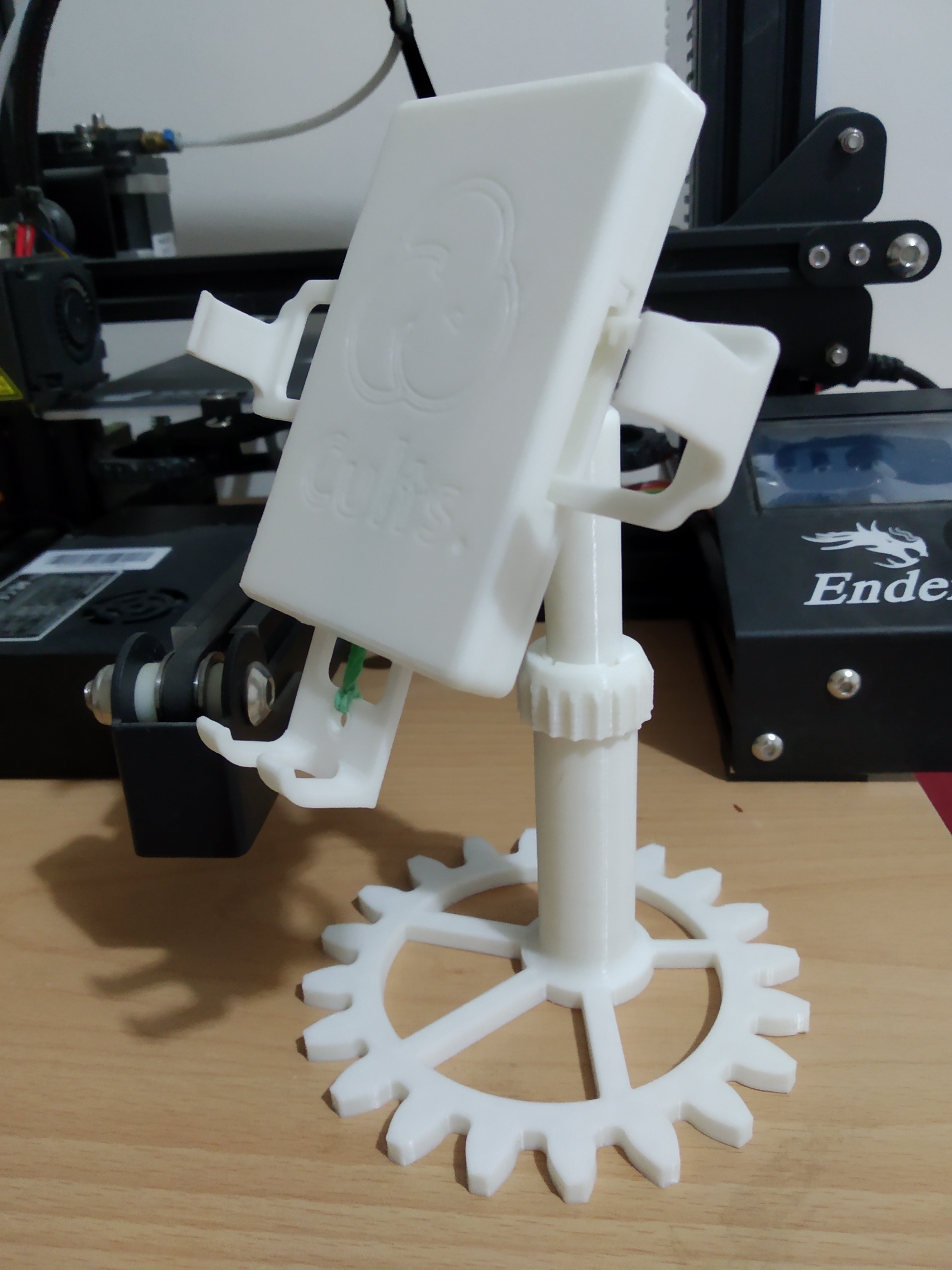 Download STL file Self Gripper Adjustable Phone Holder With Ball Joint ...