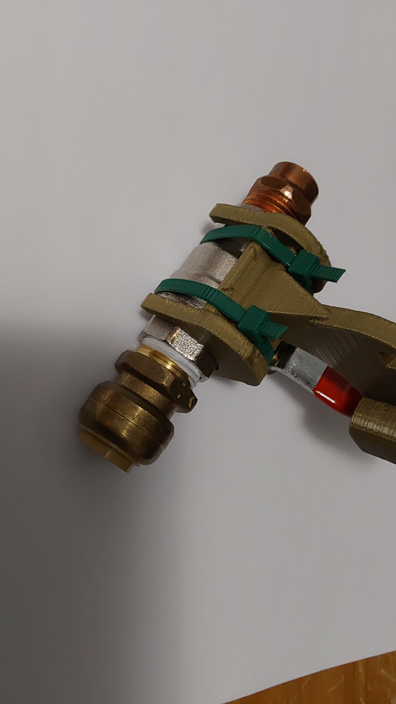 Free 3D file Lockout for 1/2 inch ball valve・Design to download and 3D ...