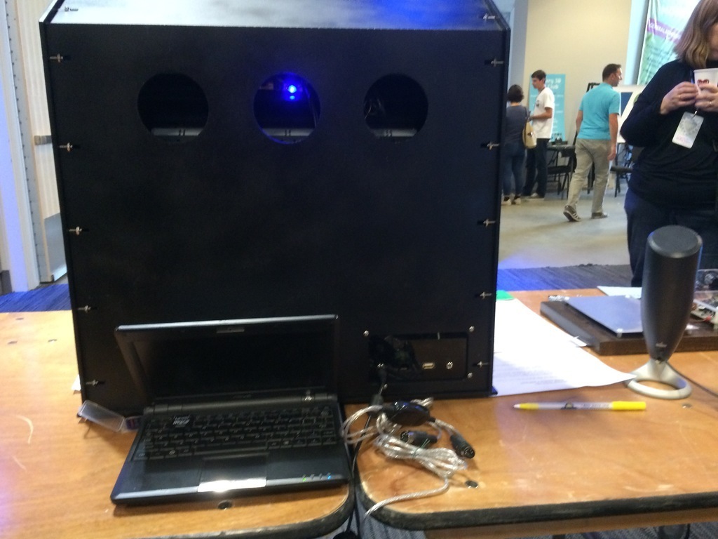 Fichier 3D gratuit Slot Together Arcade Machine・Design imprimable en 3D ...