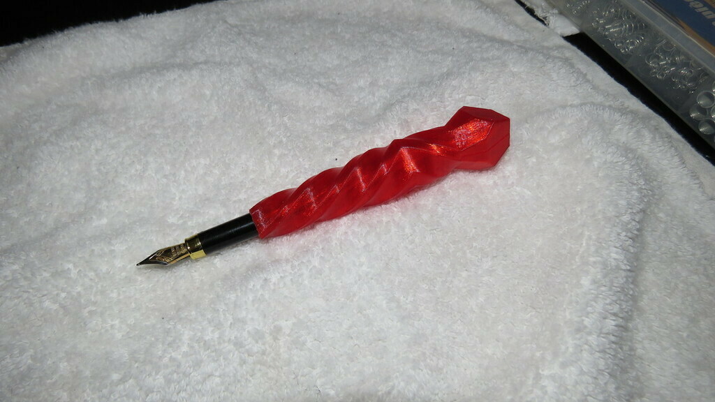Free 3D file Crazy Shaped Fountain Pen・Design to download and 3D print ...