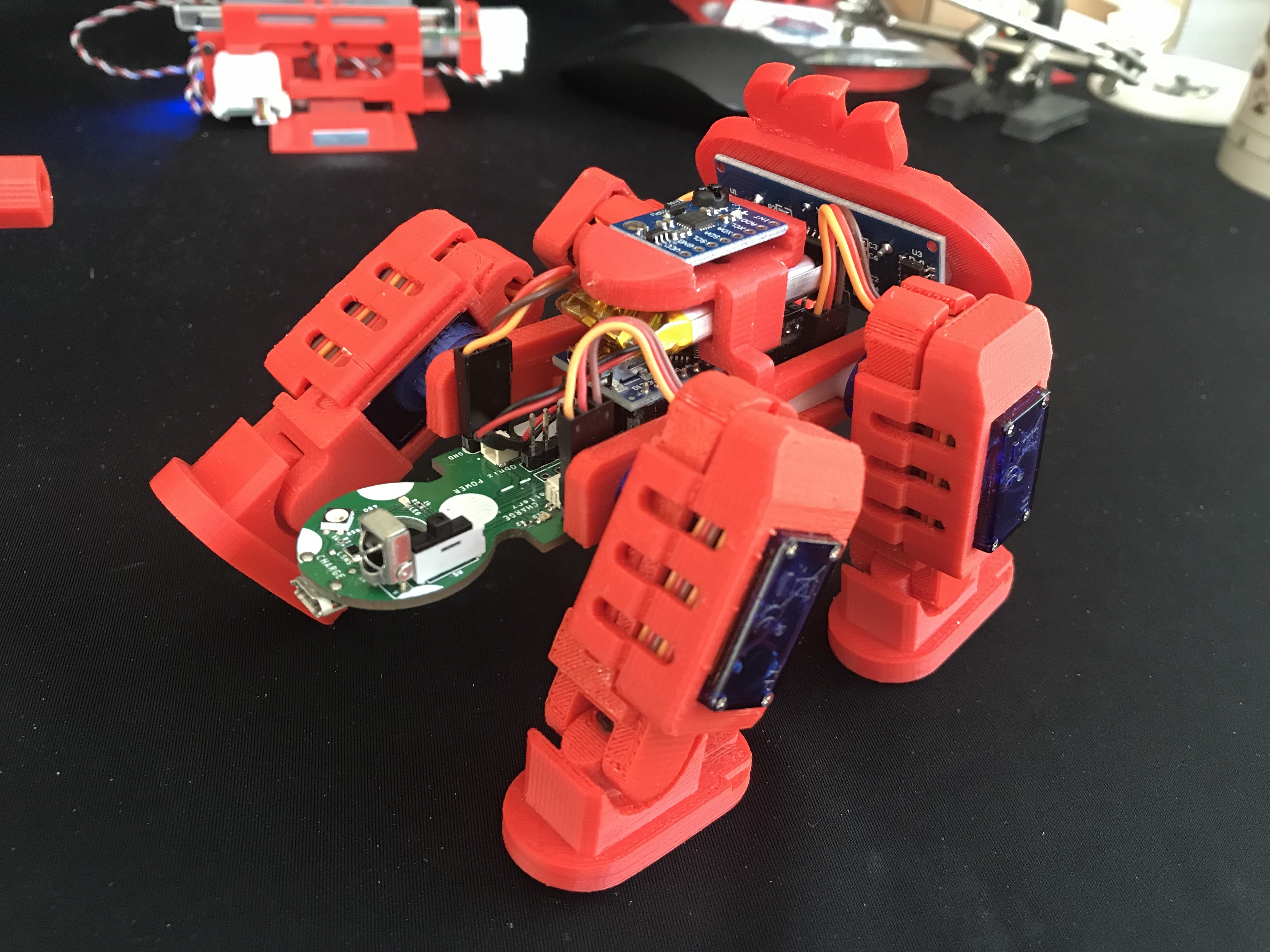 Free STL file 4-Legged Walking Robot #2・3D printer design to download・Cults