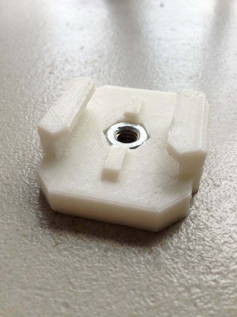 Fichier STL gratuit Base GoPro à montage rapide avec trou hexagonal ...