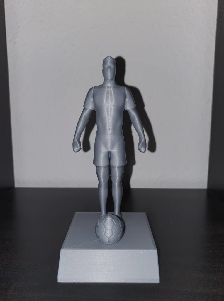 Free STL file CR7 with ball・3D printer model to download・Cults