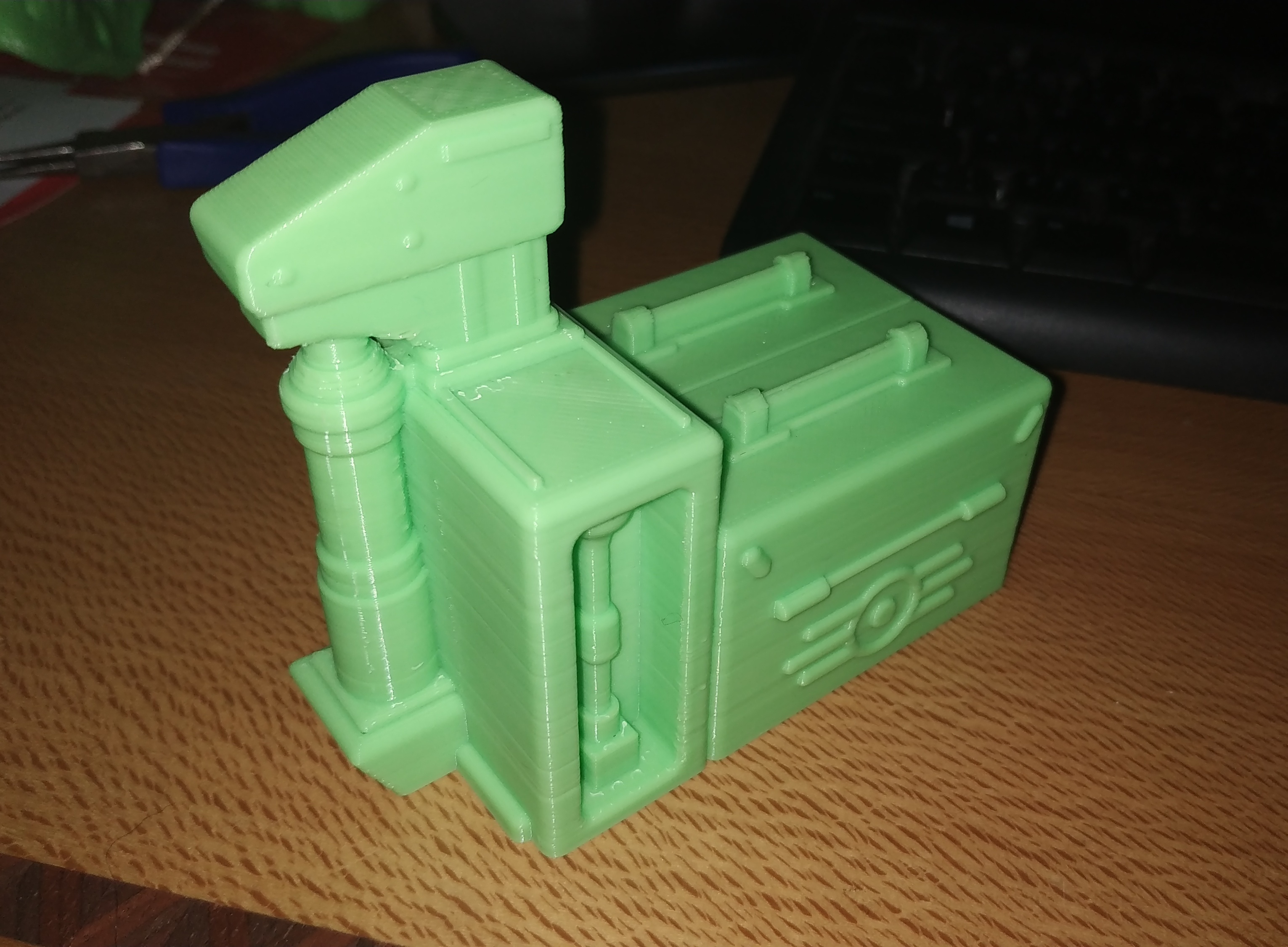 Free STL file Fallout 76 C.A.M.P. 🚗・3D printing model to download・Cults