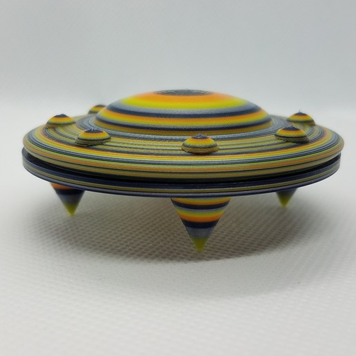 Download 3D printing designs UFO Toy with Base ・ Cults