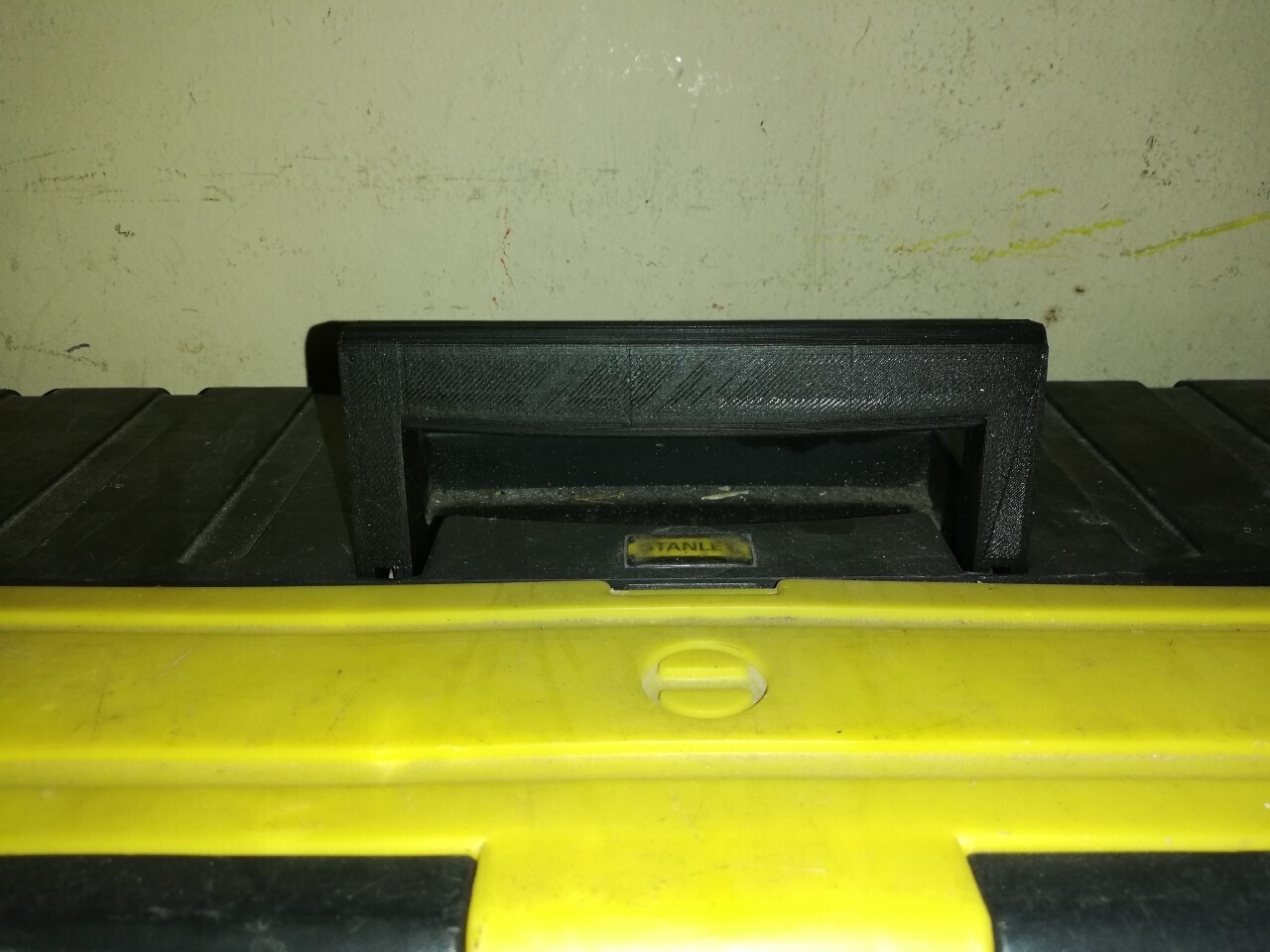 Free STL file Handle for Stanley tool case 🔧・3D printer design to ...