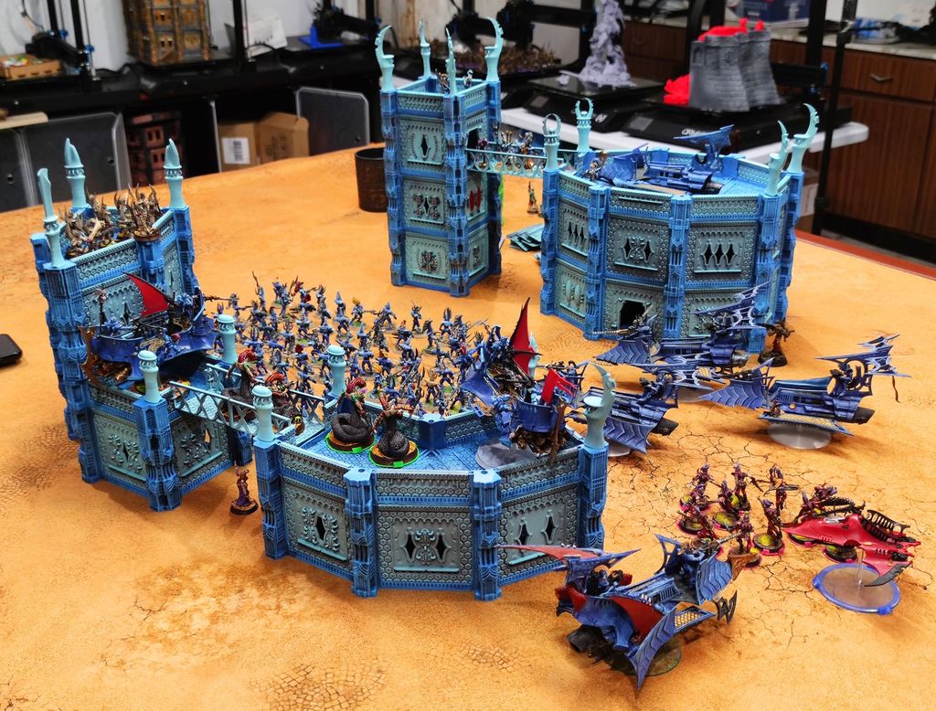 Free 3D file 4x9x9" Dark elves Building free sample for wargame 🏗️・3D ...