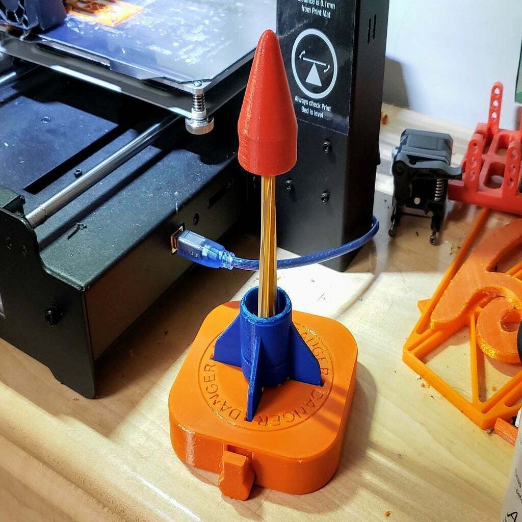 Free STL file Rubber Band Rocket Push-Button Launch Pad 🚀・3D print ...