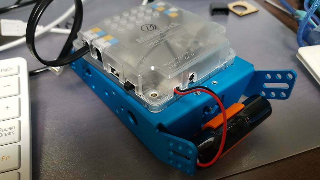 Archivo STL gratis mbot_battery_holder 🔌・Objeto para impresora 3D para ...