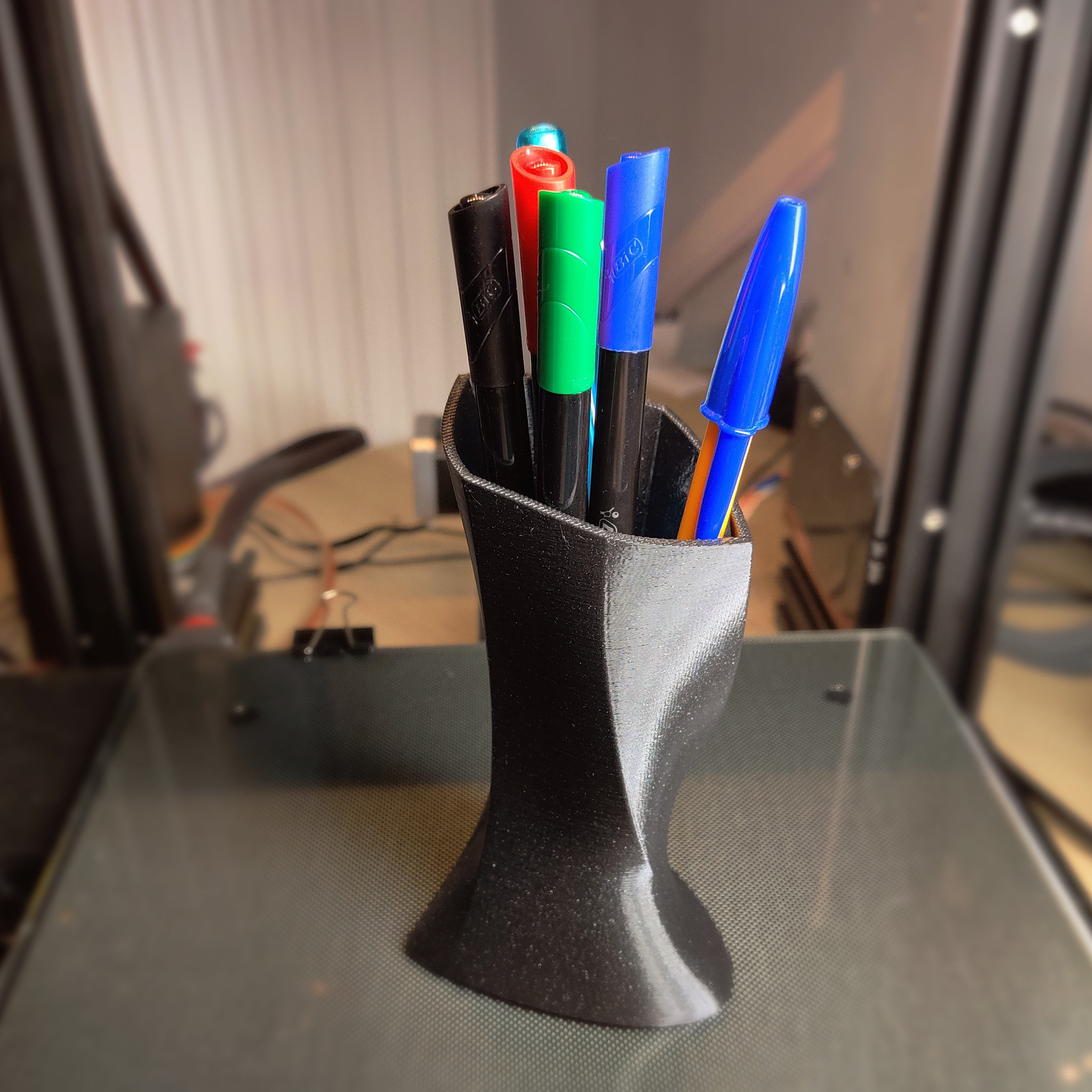 Free STL file Pencil holder・3D printing model to download・Cults