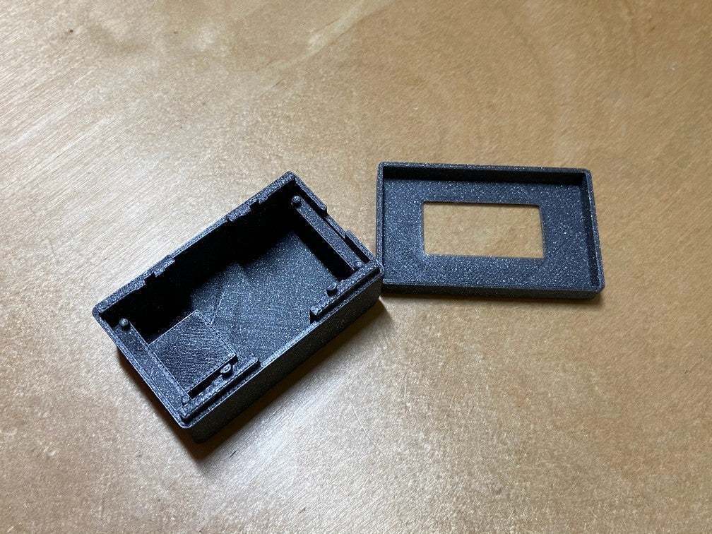 Archivo STL gratis Estuche para la placa de desarrollo ESP32 + SH1106 ...