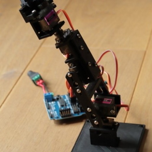 Download free 3D printing templates 5DOF robotarm with MG90s servos ・ Cults