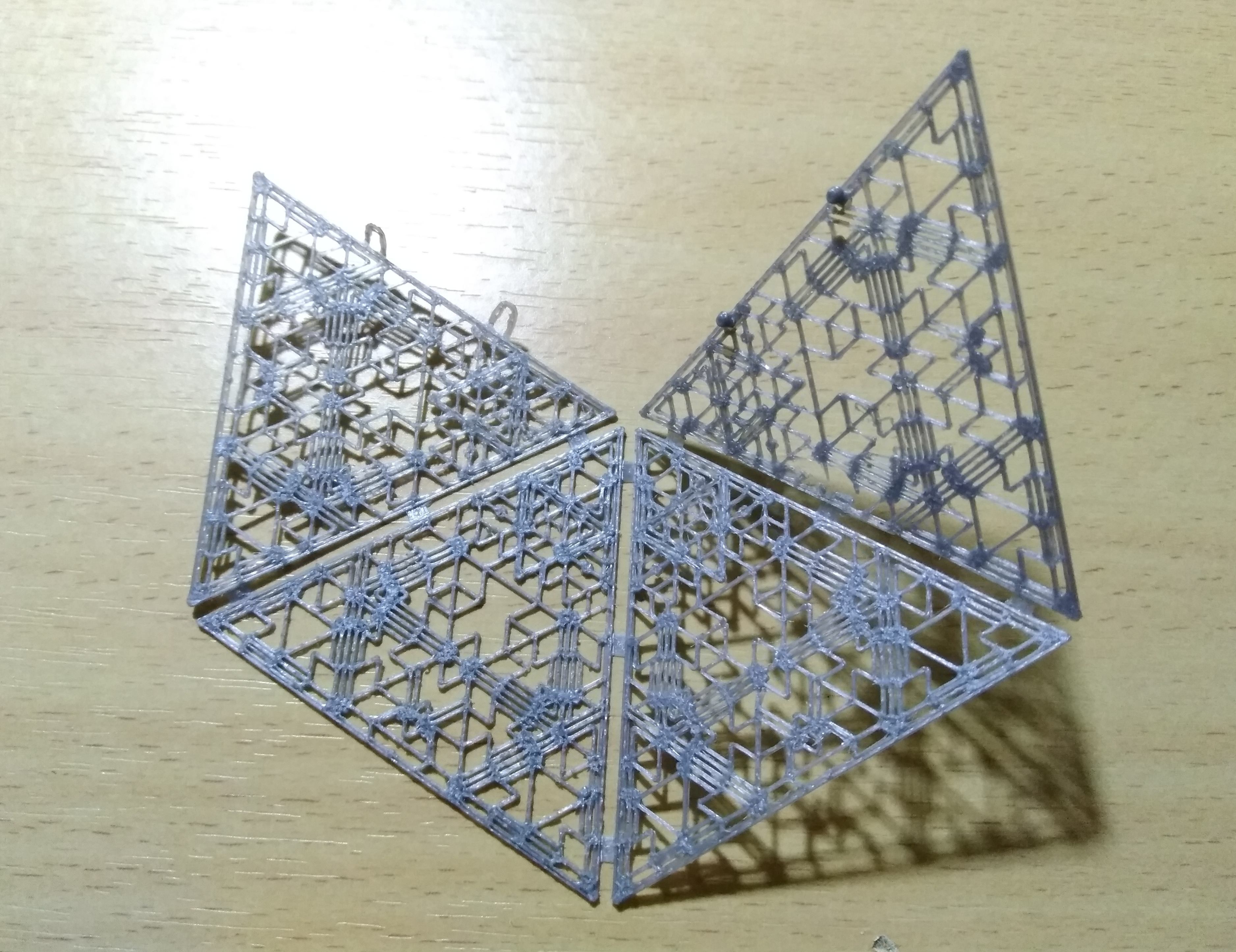 Free STL file Pyramid light・3D printable model to download・Cults