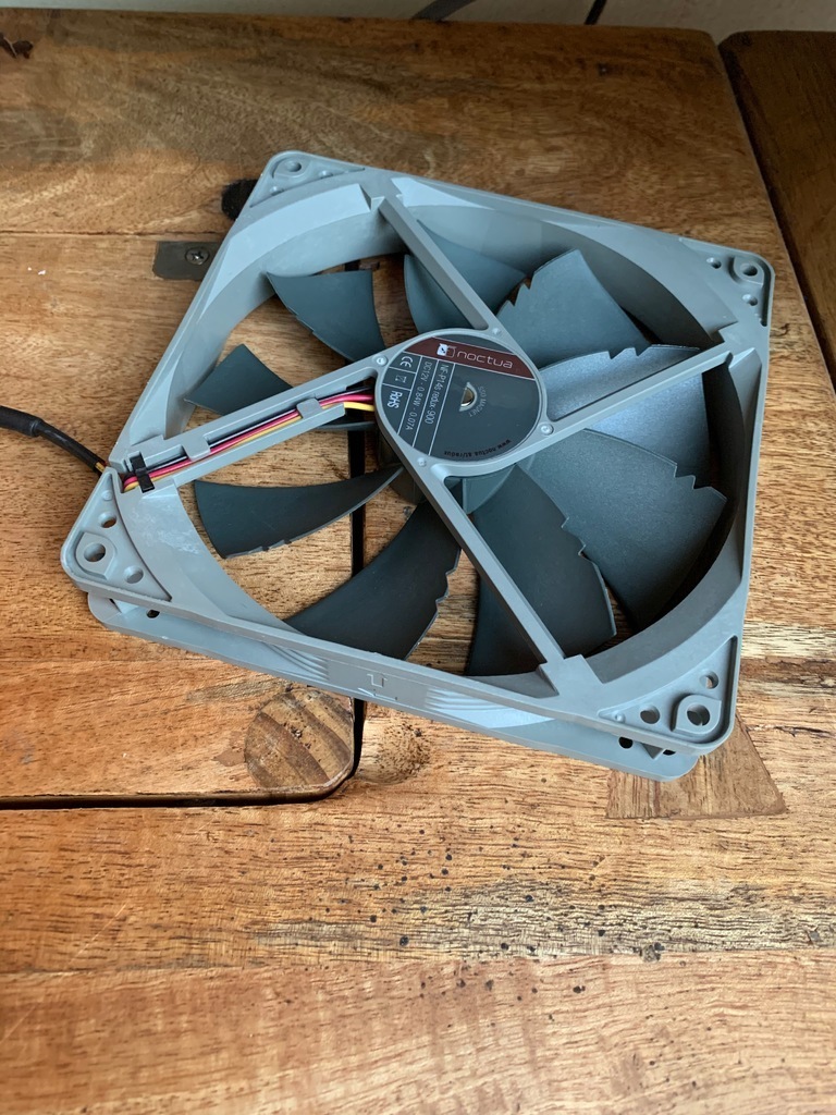 Free 3D file Mac Mini Cooling Fan Base (2012, 2015, 2018) 🖥️・3D ...