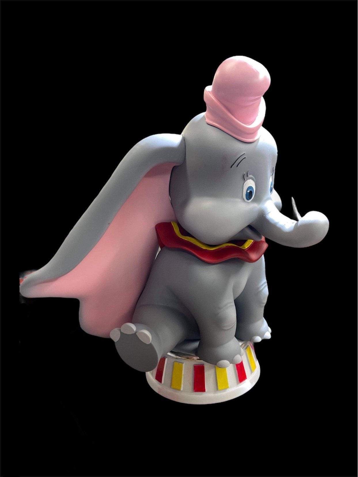 3D file Dumbo STL・3D printing design to download・Cults