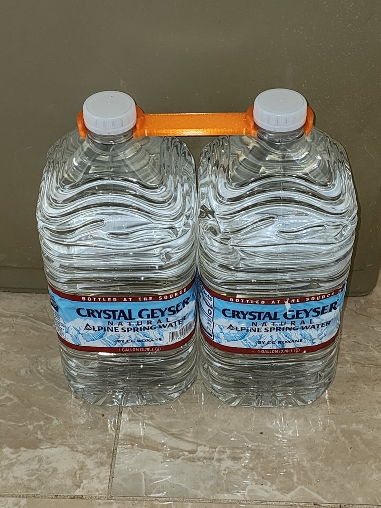 Free 3D file Crystal Geyser Bottle Carry handle・3D print model to ...