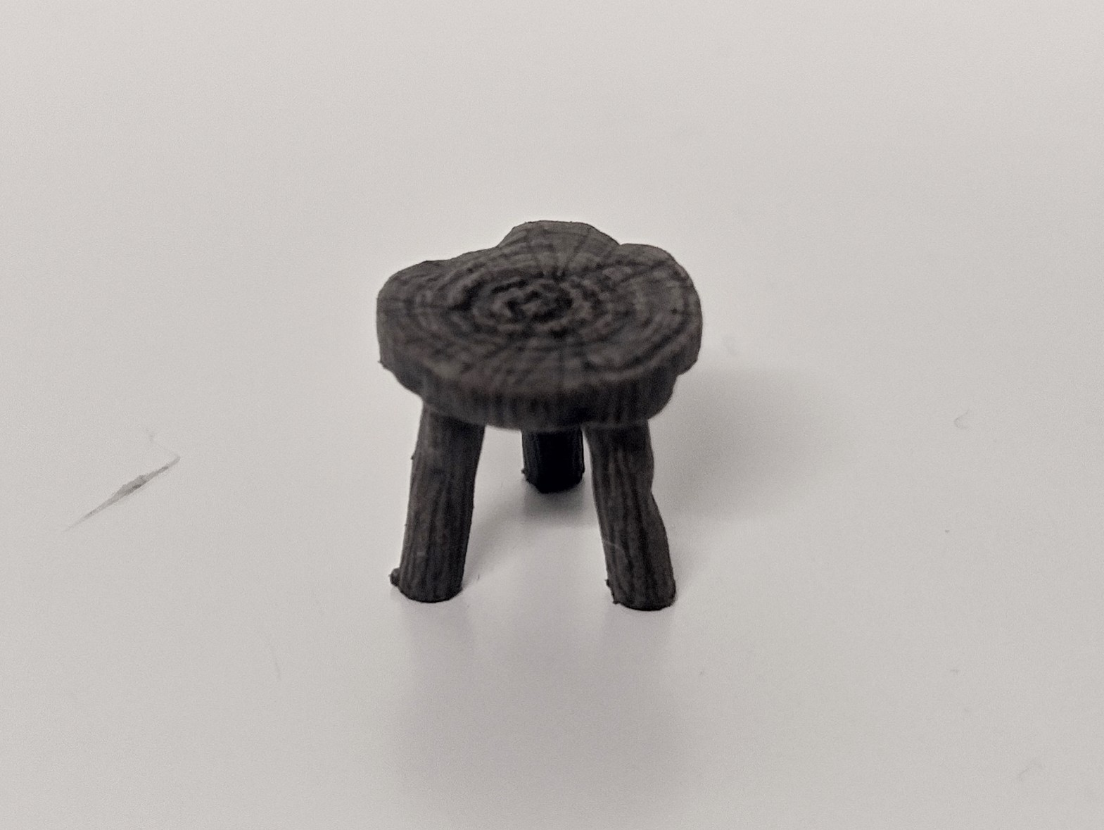 Бесплатный STL файл Medieval Stool 28mm・Шаблон для 3D-печати для ...
