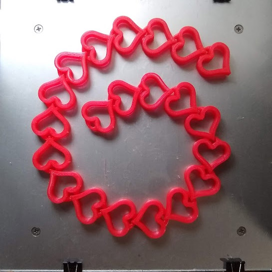 STL file Flexy Heart chain print-in-place・3D printable model to ...