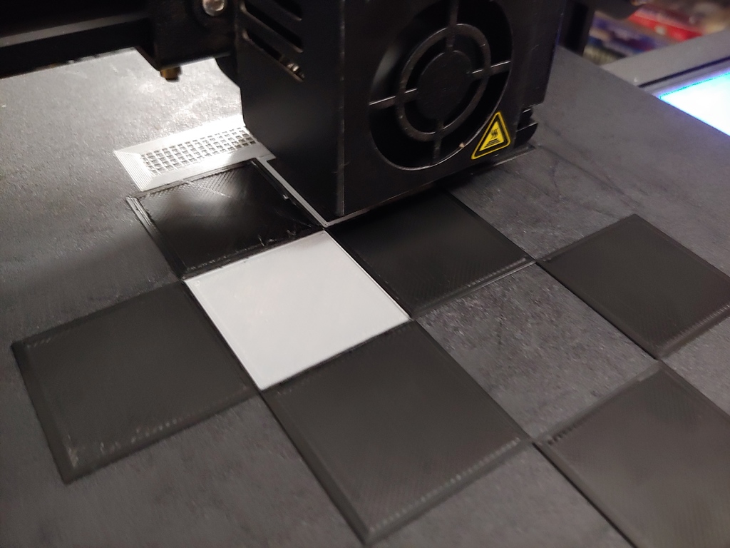 Free 3D file Two-Color-Print Chess Board for Any FDM Printer (No ...