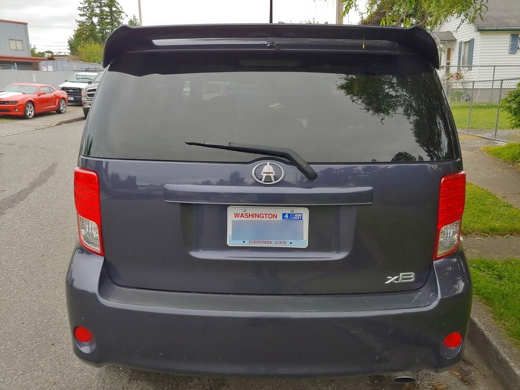 Free 3D file Cylon Head Helmet Car Emblem Badge Logo for Scion Toyota ...