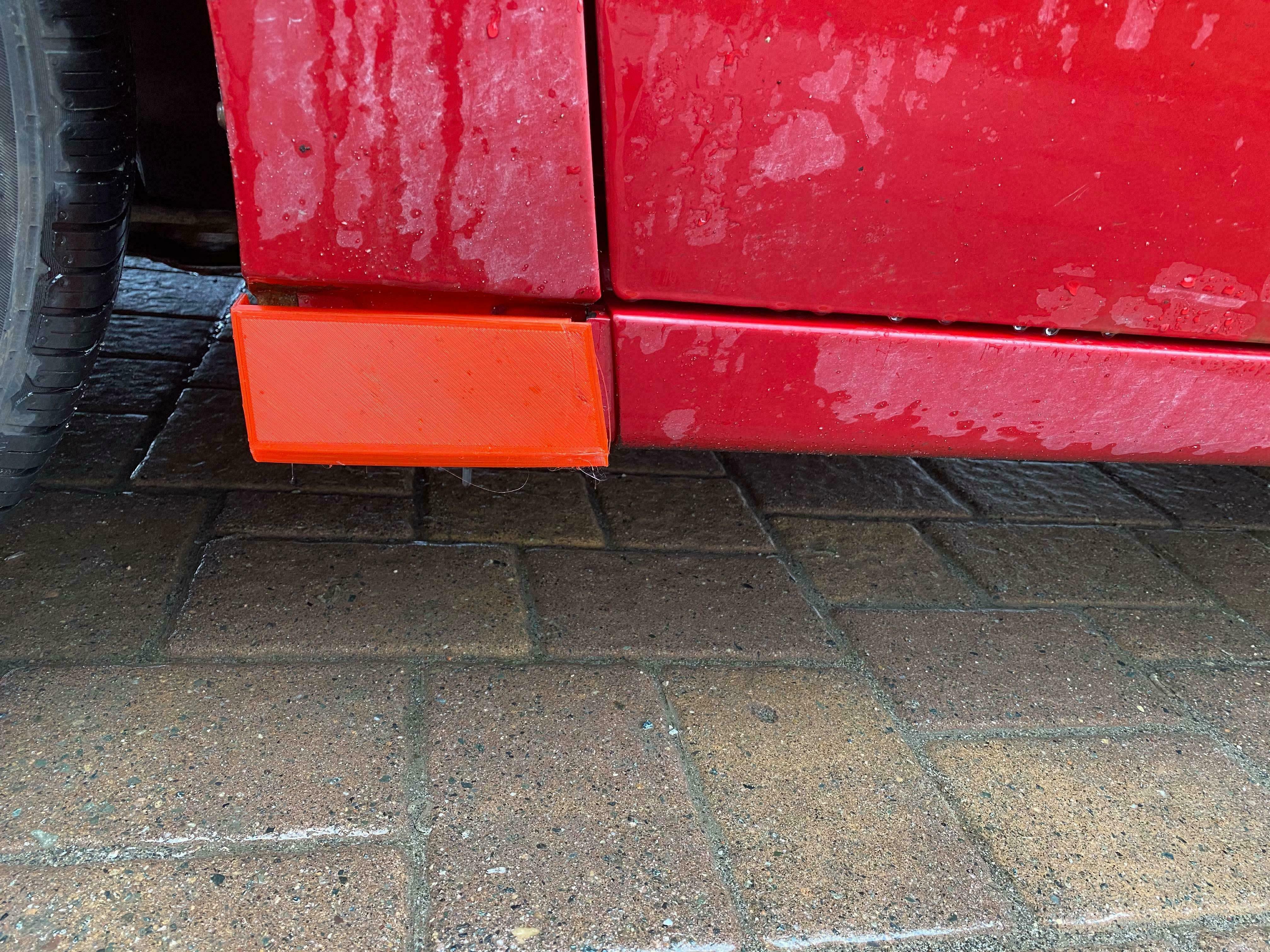 STL file Dodge Caravan Front Rocker Molding Cover・3D printer model to ...