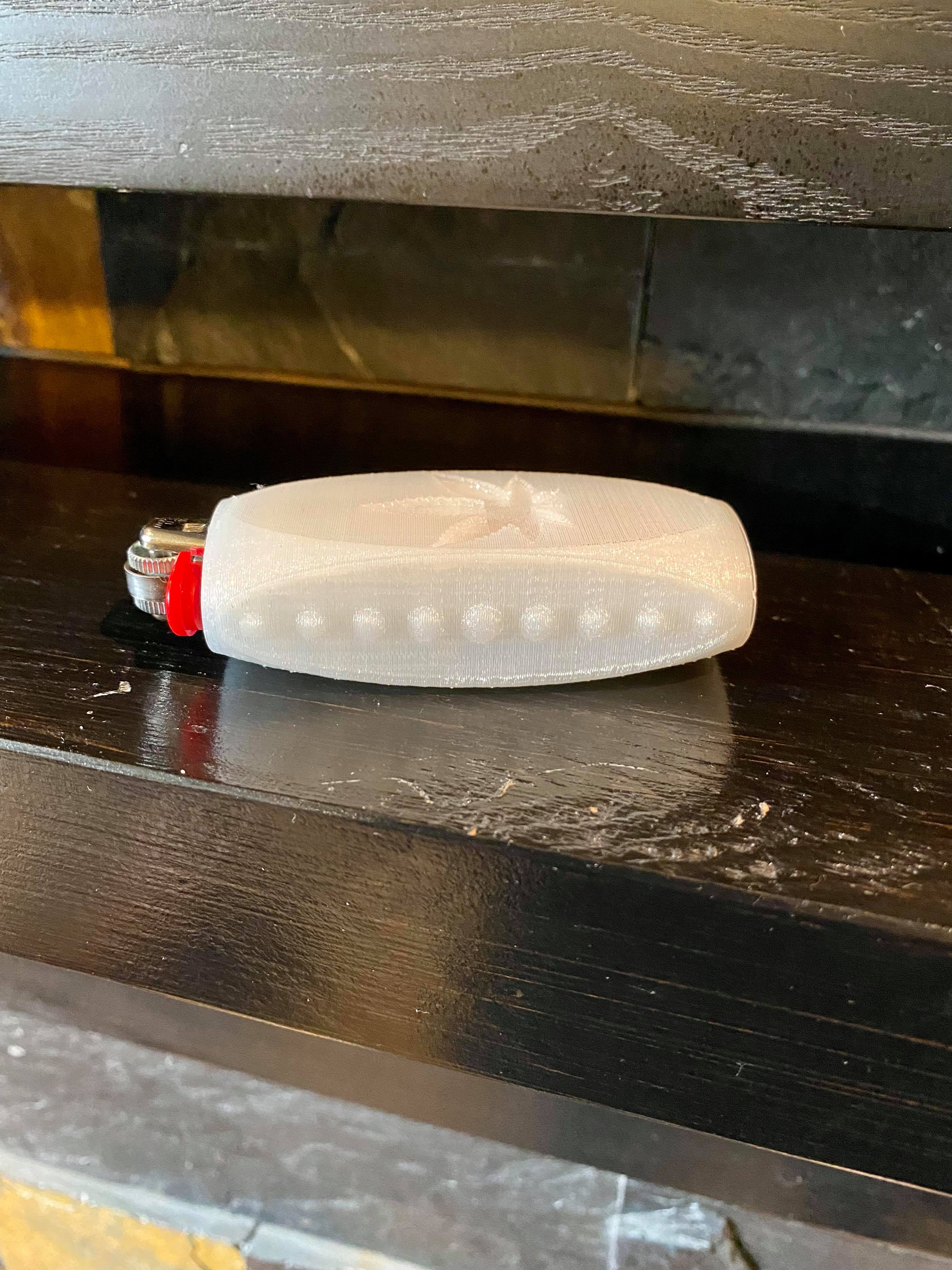STL file 420 Bic Lighter Cover 🚬・Template to download and 3D print・Cults
