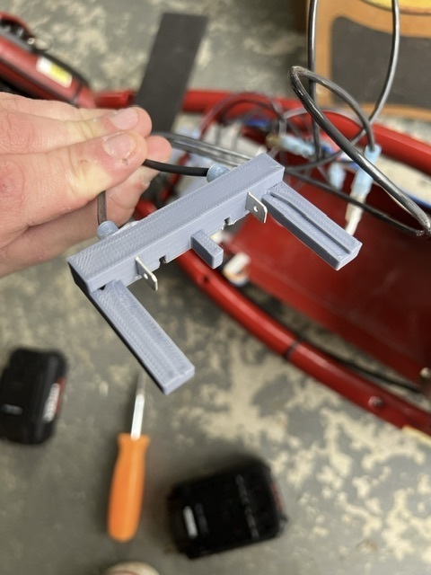 Free STL file Hyper Tough Battery Adapter・3D printer model to download ...