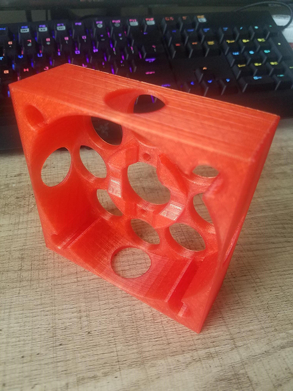 Free STL file 100mm Computer Fan Enclosure・3D print object to download ...