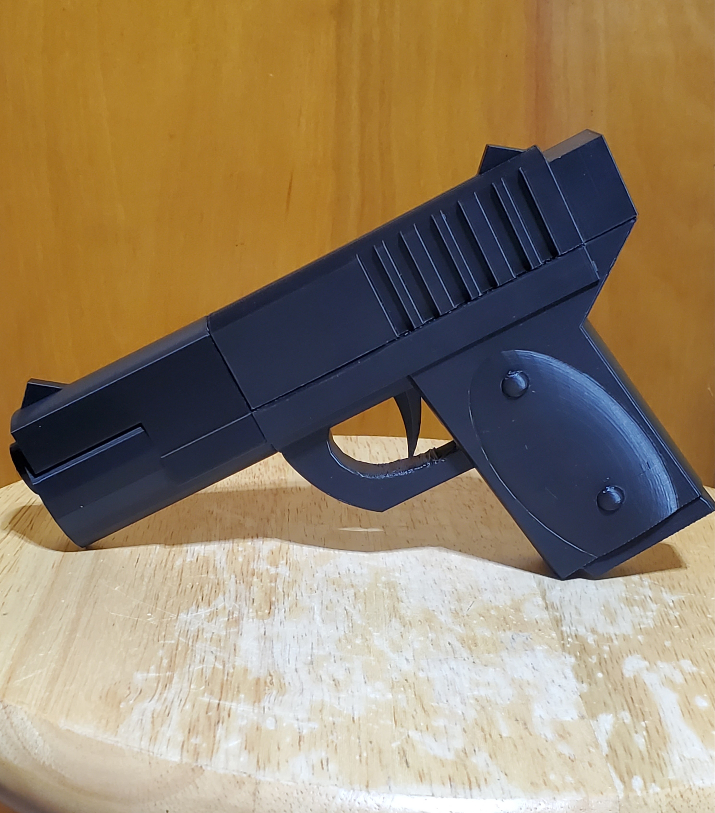 Free STL file cosplay gun 🔫・3D printable model to download・Cults