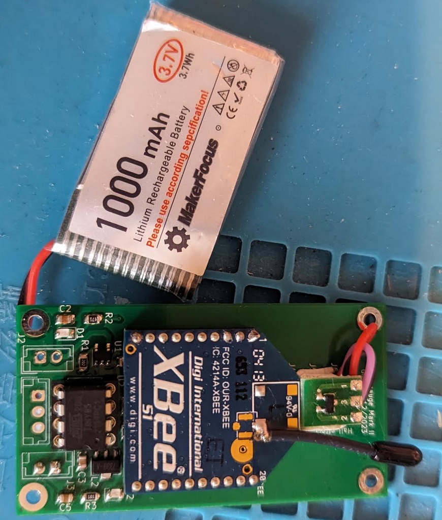 Free 3D file XBee Raingauge 🧑‍🔧・3D printer model to download・Cults