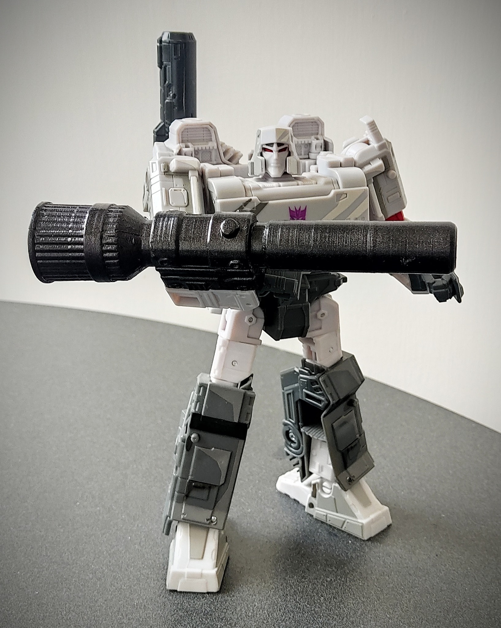 STL file Megatron siege G1 cannon・3D print object to download・Cults