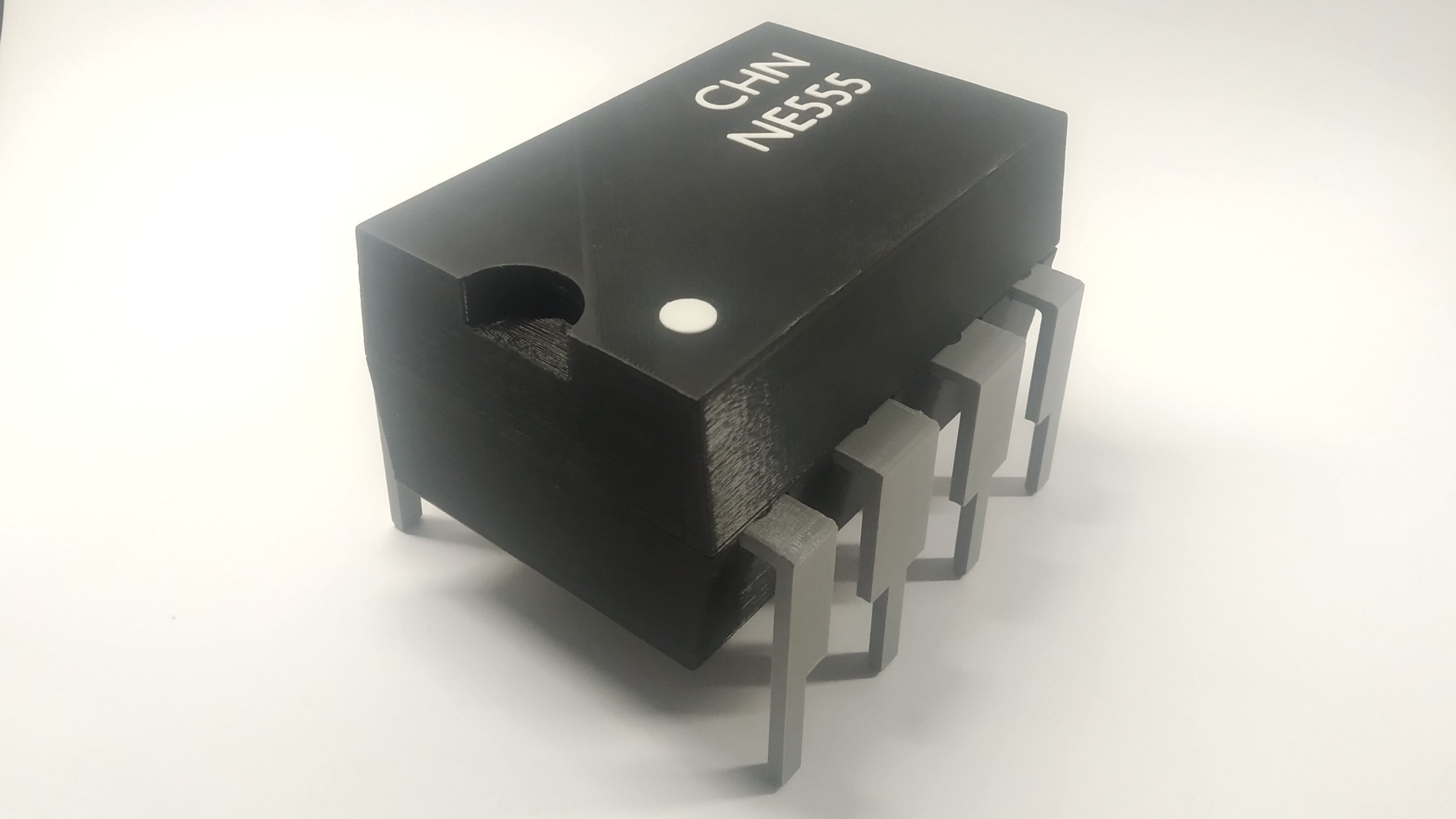 STL-Datei Integrated Circuit Box kostenlos・Modell zum 3D-Drucken zum ...