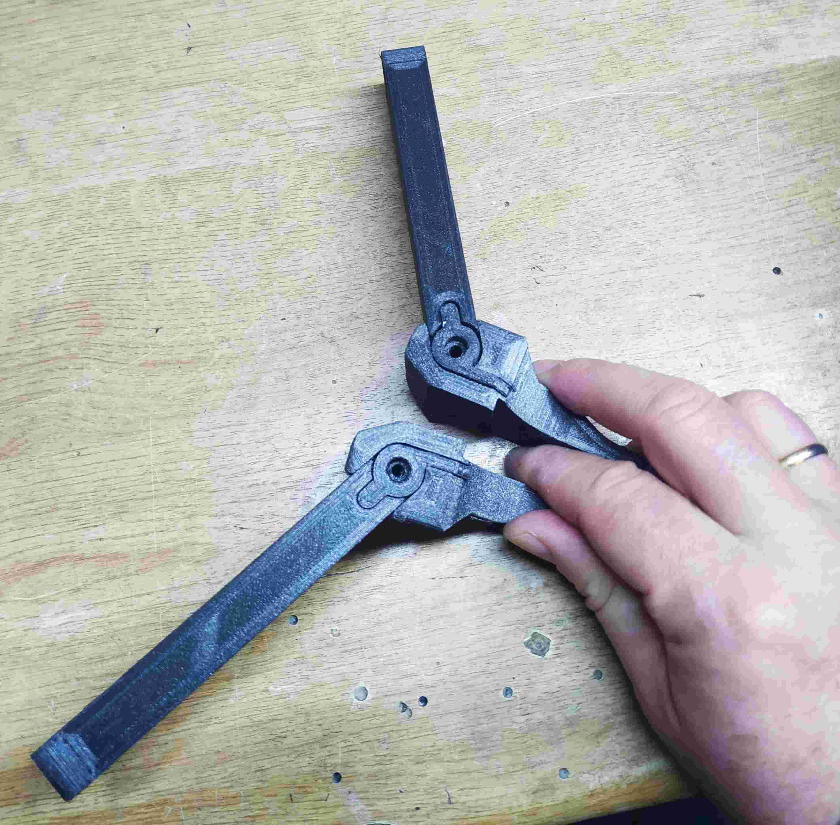 Free STL file Large Slingbow Arms for the Baraba Repeating Crossbow・3D ...