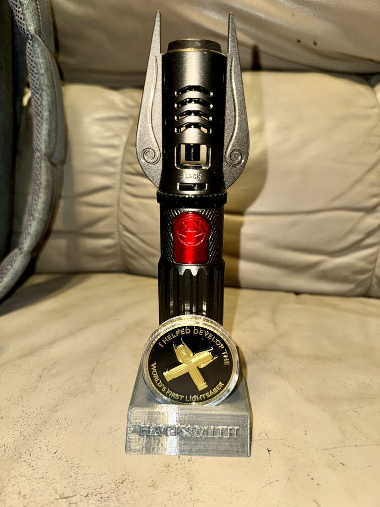 Free 3D file The Hacksmith Mini-Saber stand 👽・3D print design to ...