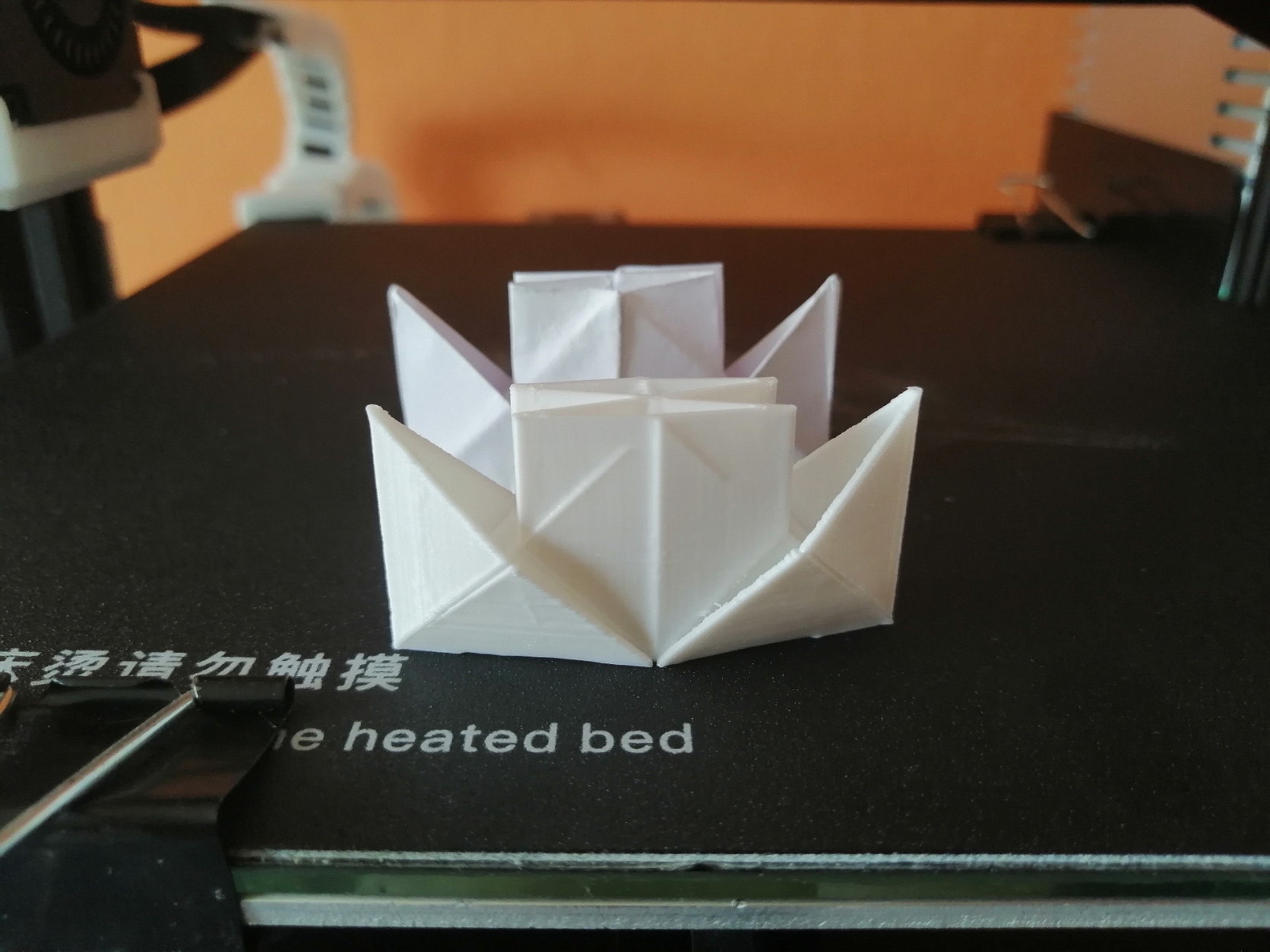 Cube Printer With Paper Origamis